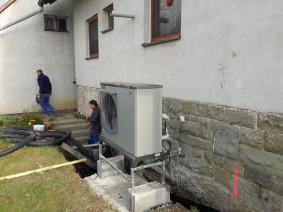 TČ NIBE F2040-12 vzduch-voda Dobratice - Gast-Vytápění.cz