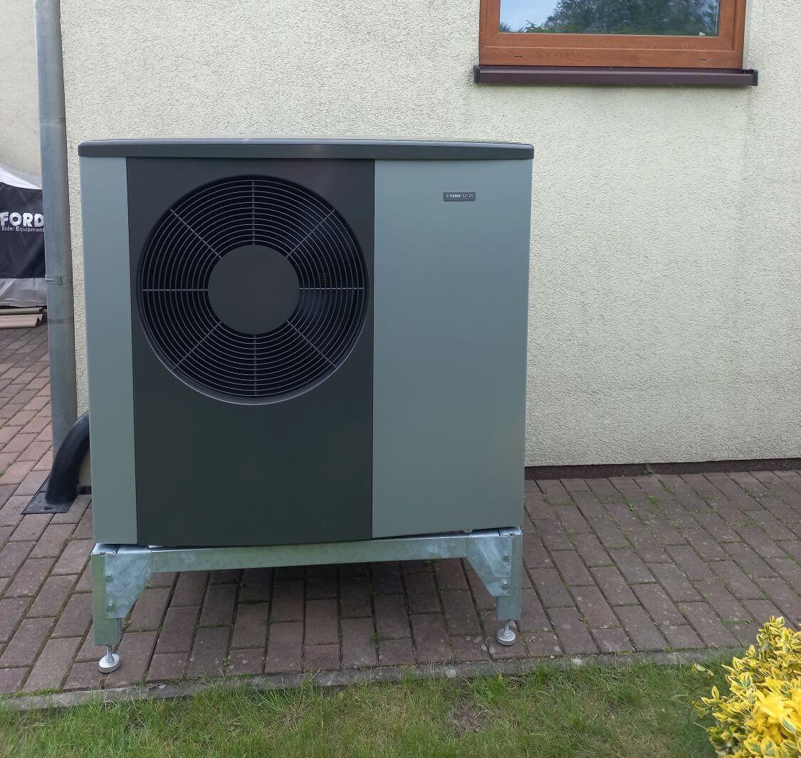 Realizace NIBE S2125-8 + VVM225 - Gast-Vytápění.cz